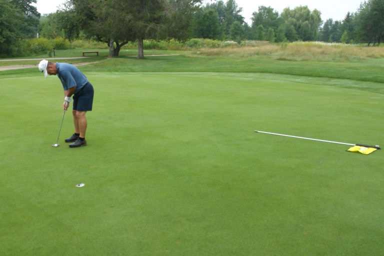 Golf Etiquette on the Green | The Grateful Golfer